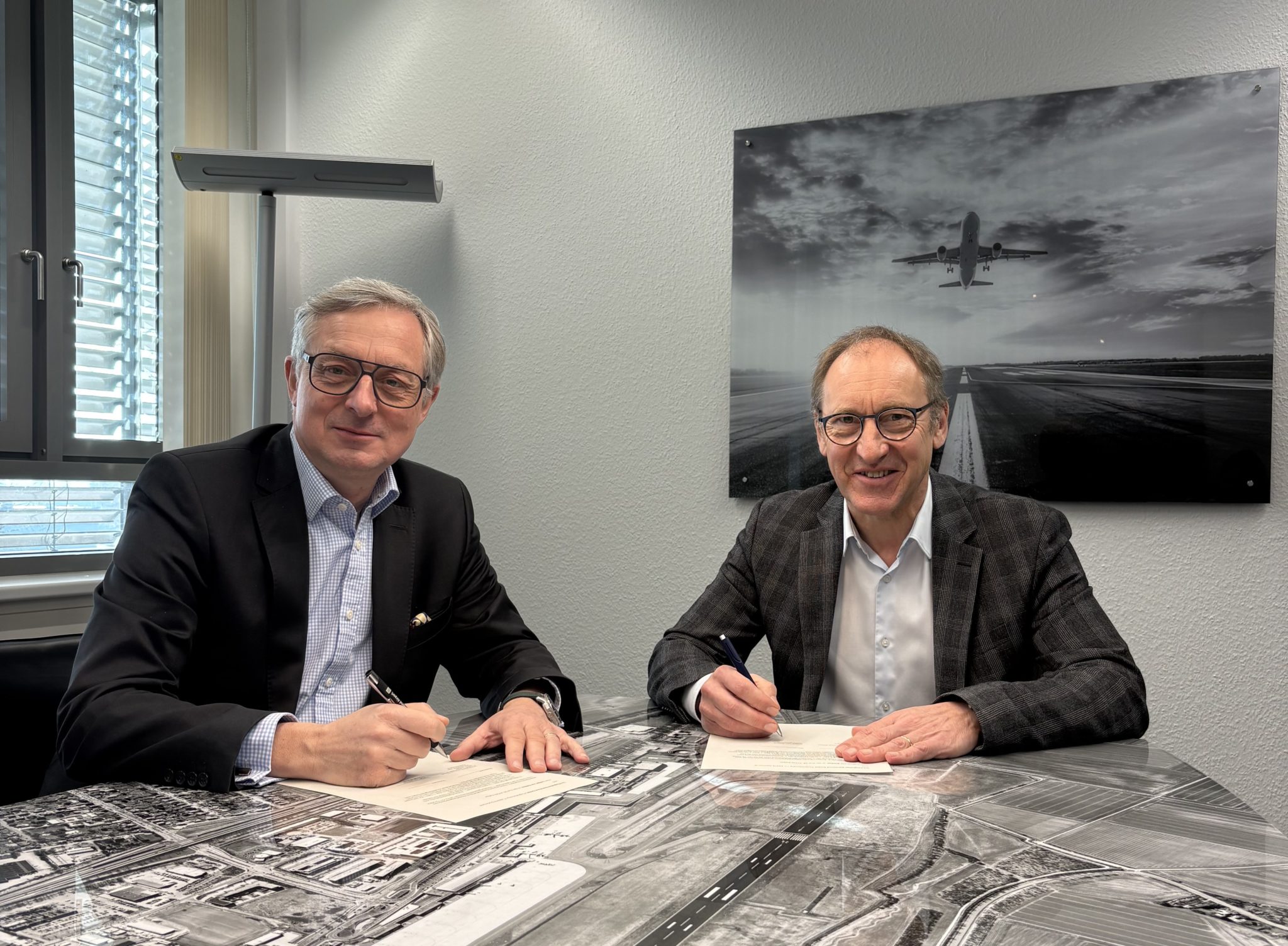 „Nachtflugverbot erledigt, Airport auf wirtschaftlichen Kurs gebracht“ – Flughafenchef van ...